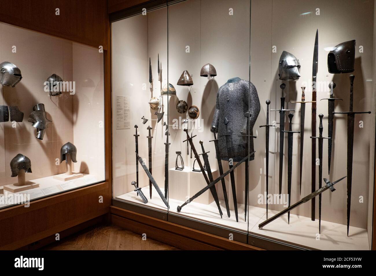 The Metropolitan Museum of Art "Arms and Armor" exhibit is a popular ...