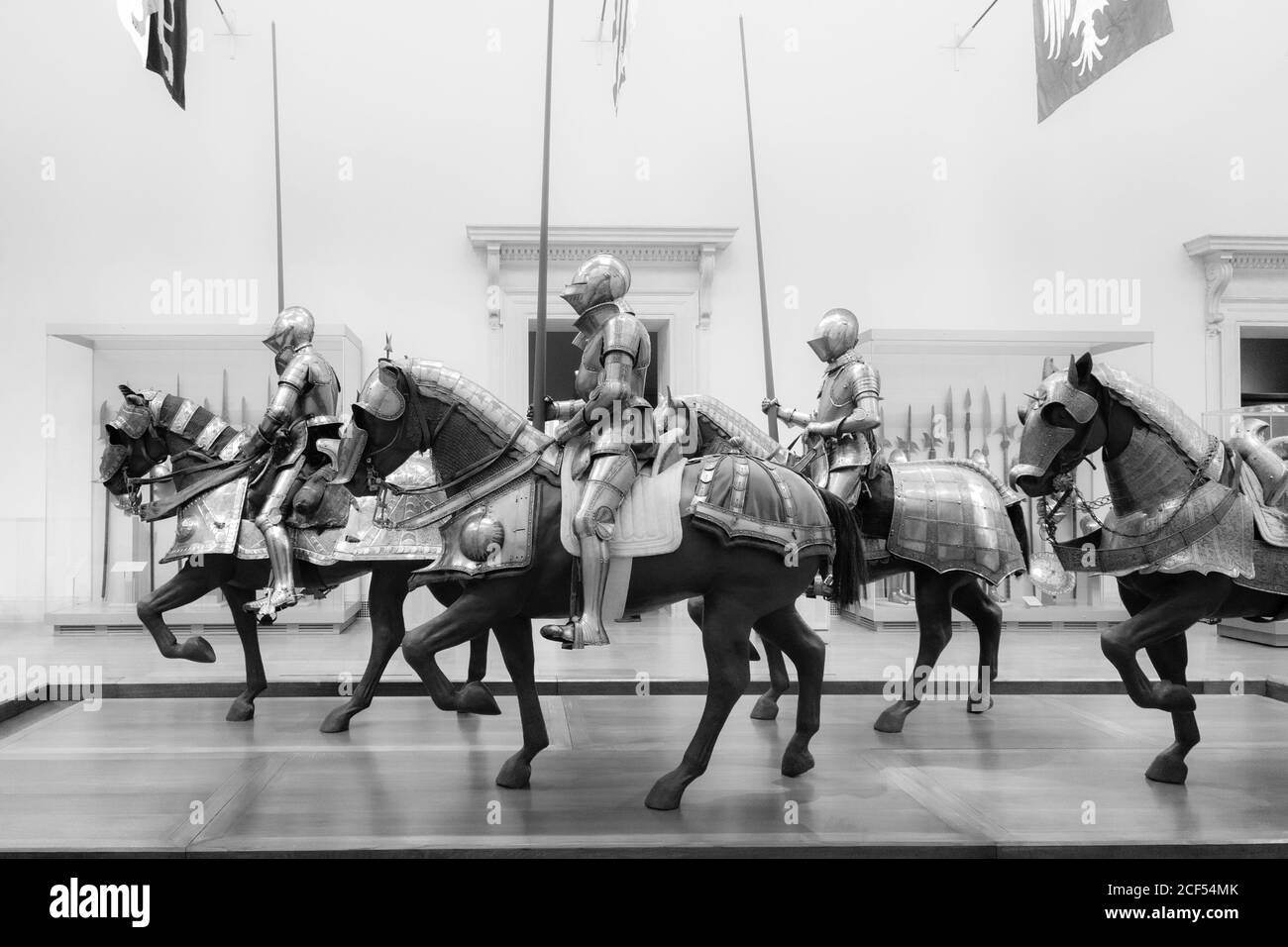 Armor knight museum hi-res stock photography and images - Alamy