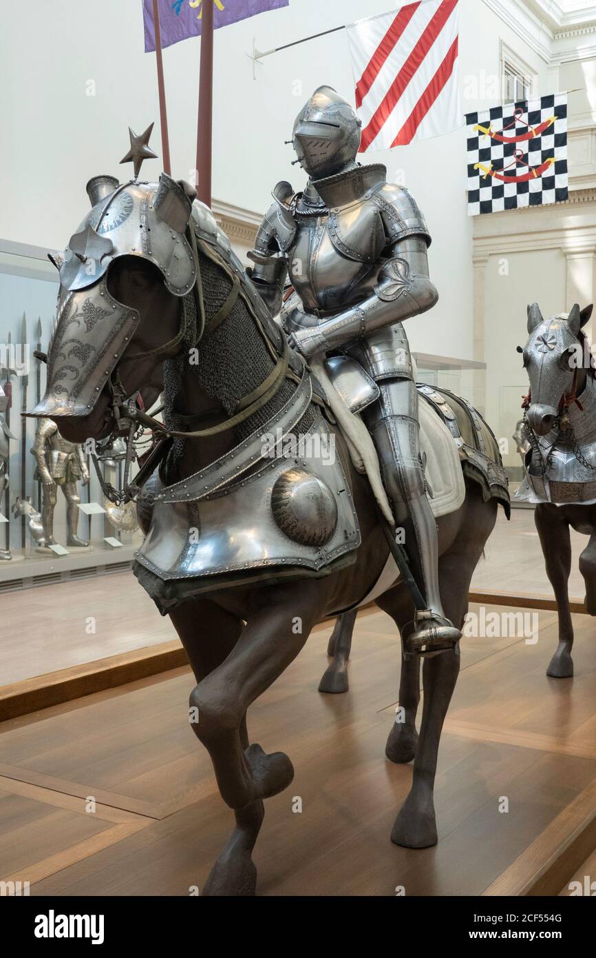 The Metropolitan Museum of Art Arms and Armor exhibit is a popular ...