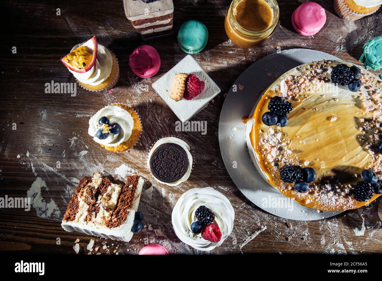 Loads of cookies hi-res stock photography and images - Alamy