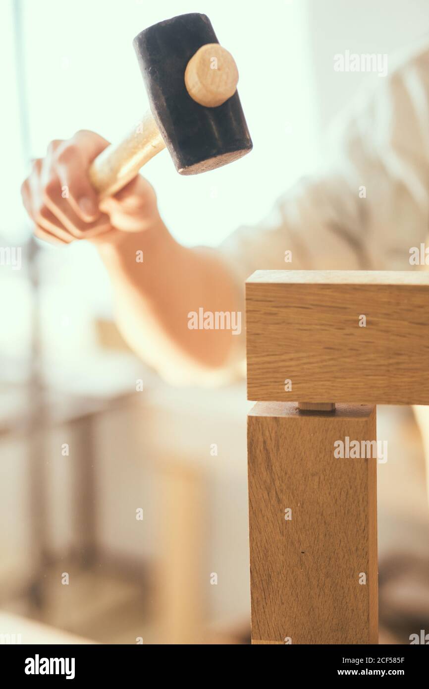 Construction Worker Building Timber Frame In New Home Stock Photo - Alamy