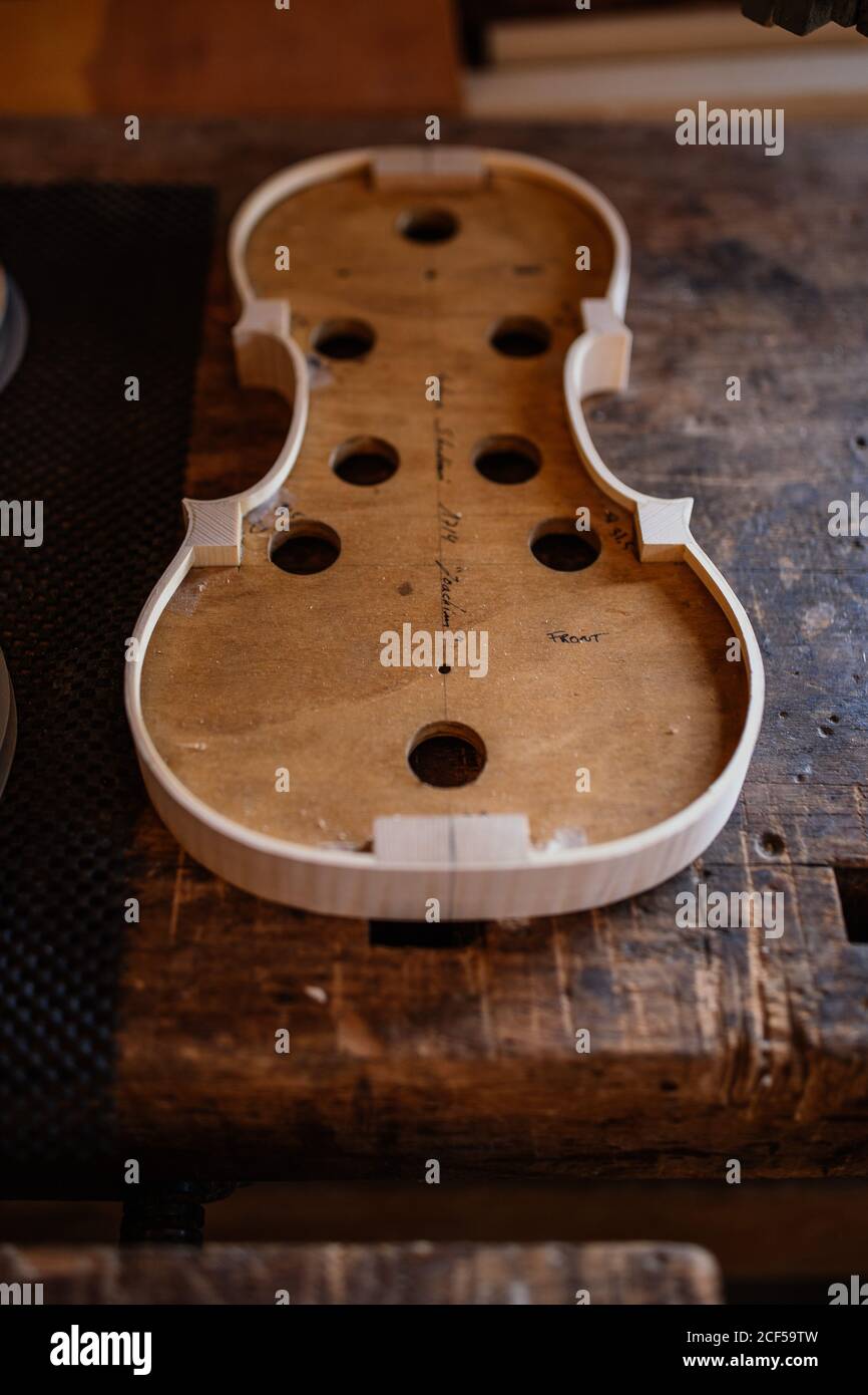 Soundboard violin repair hi-res stock photography and images - Alamy