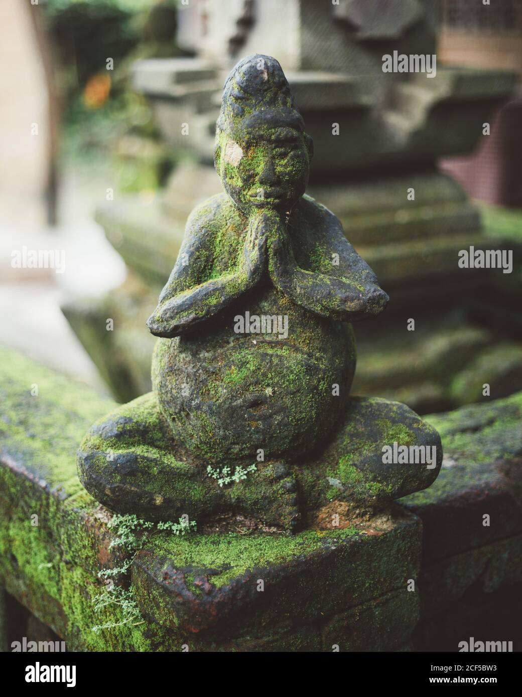 Monk Praying Statue High Resolution Stock Photography and Images - Alamy