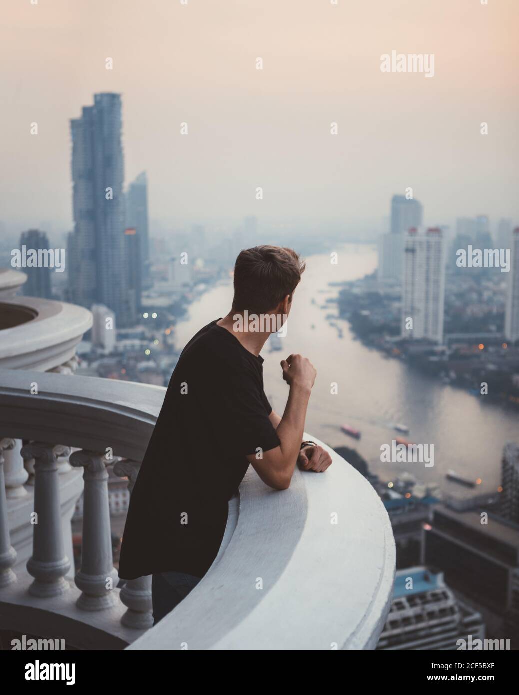 Man viewing sunrise hi-res stock photography and images - Alamy