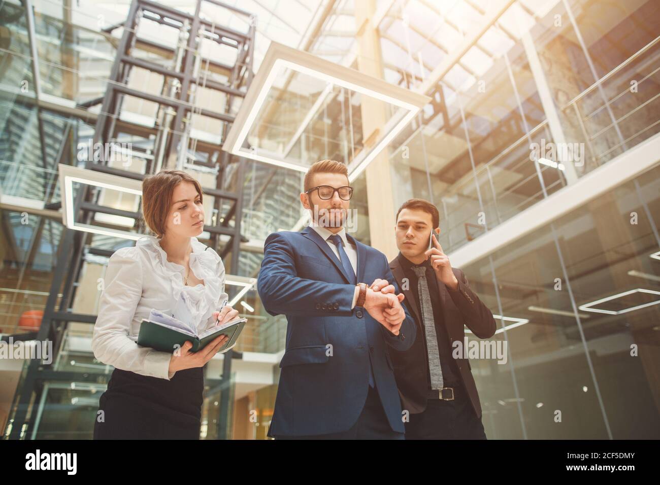 Reunion finance hi-res stock photography and images - Alamy