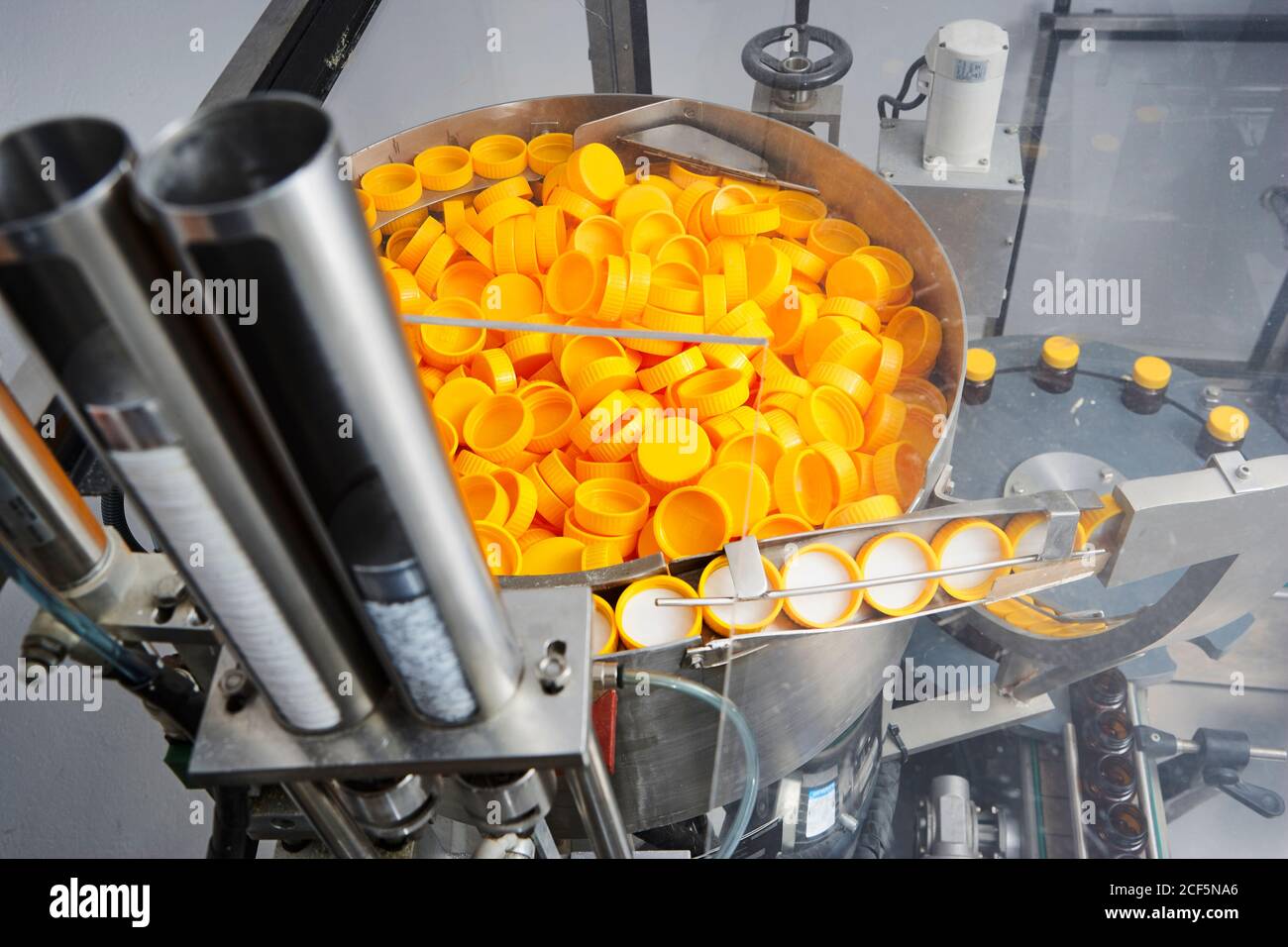 Pill roller machine hi-res stock photography and images - Alamy