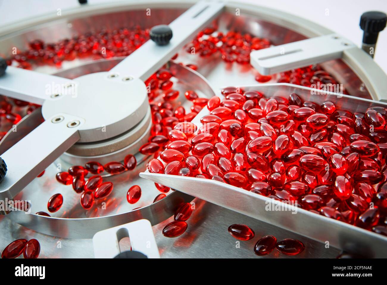 Process and packaging manufacturing tablets and pills industrially for ...