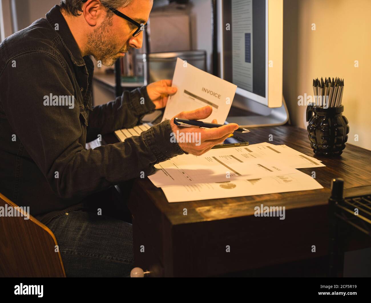 Overwhelmed Man High Resolution Stock Photography and Images - Alamy