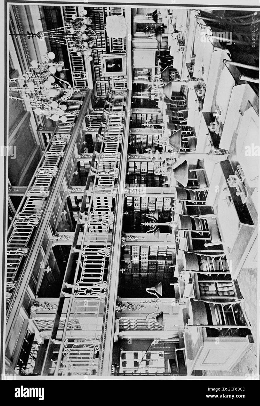 Vaults supported Black and White Stock Photos & Images - Alamy