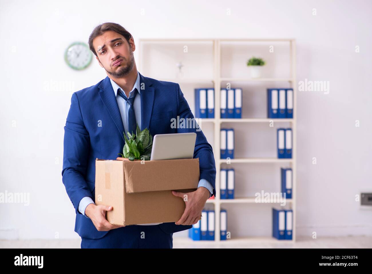 Man being fired from office hi-res stock photography and images - Alamy