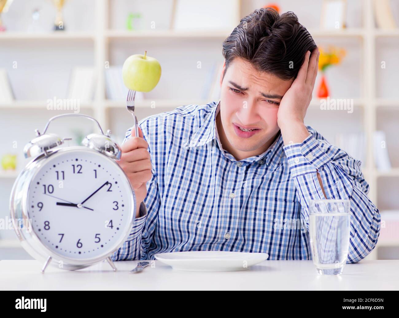 The concept of slow service in the restaurant Stock Photo - Alamy