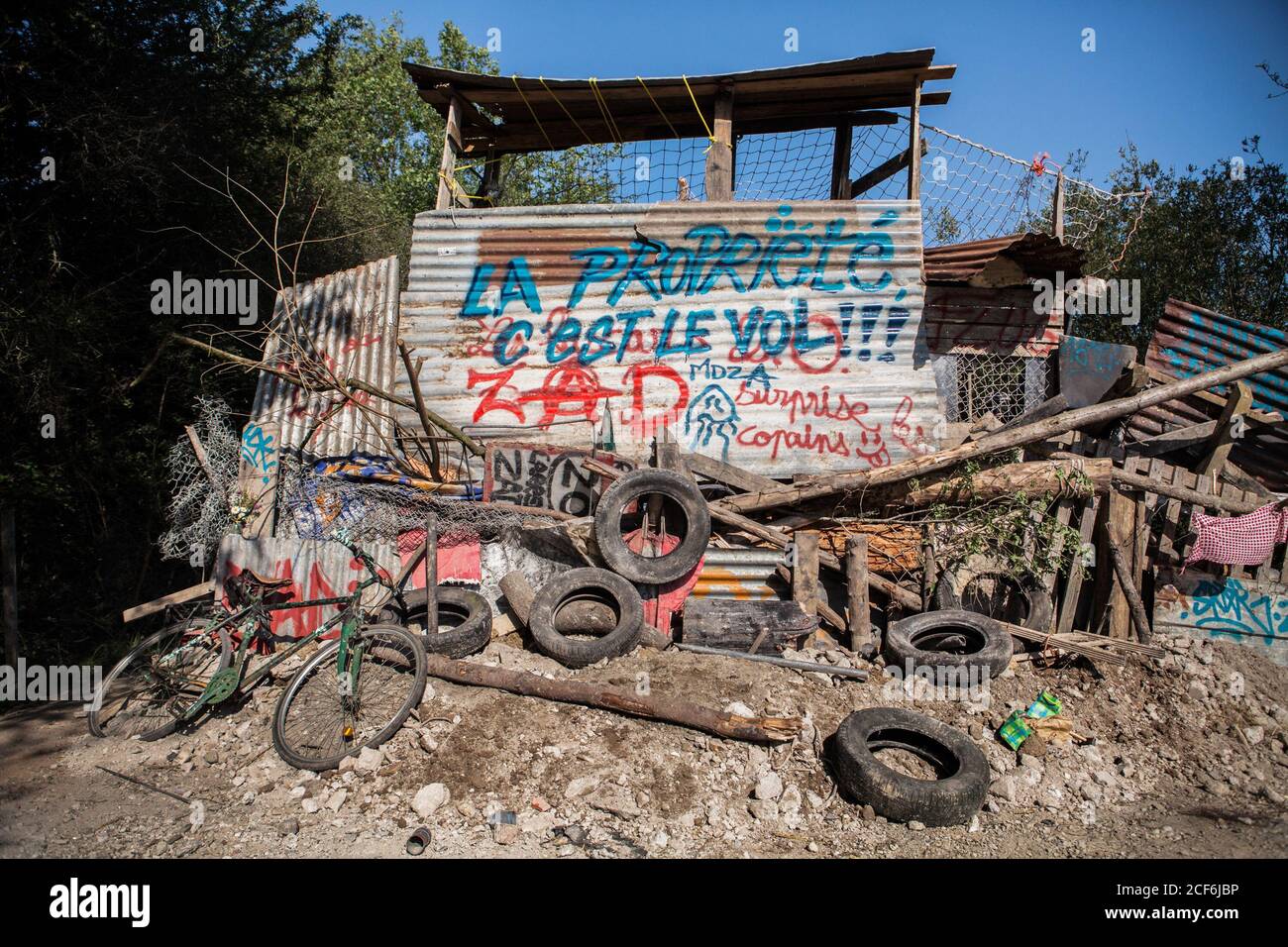 Barricade blocking one of the main roads crossing the ZAD occupied ...