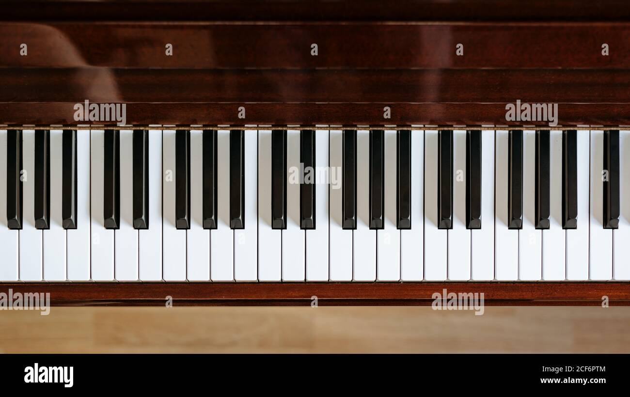Top view piano hi-res stock photography and images - Alamy