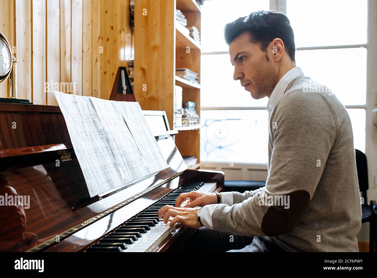 Recording Studio High Resolution Stock Photography and Images - Alamy