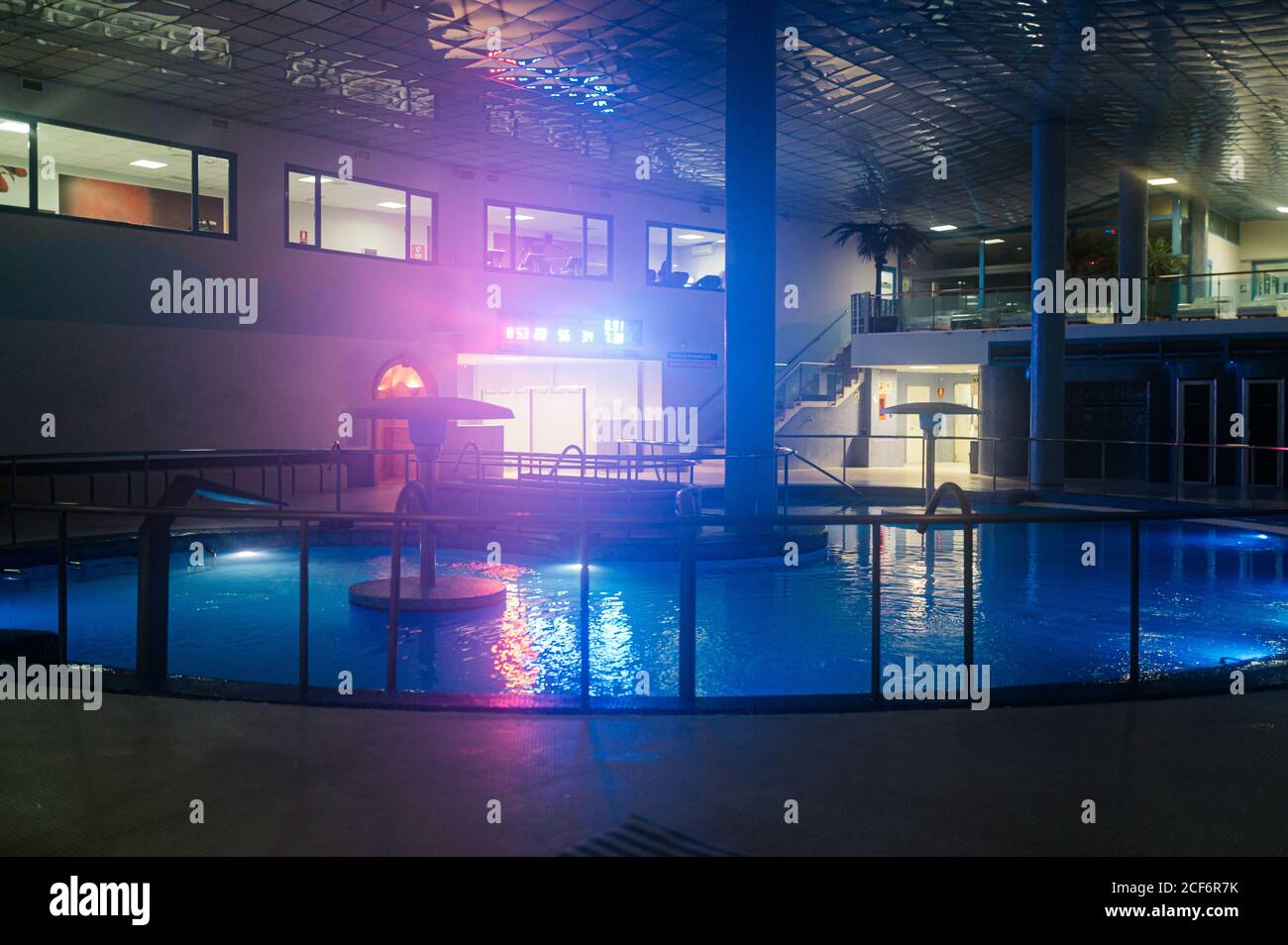 Clear thermal pool hi-res stock photography and images - Alamy