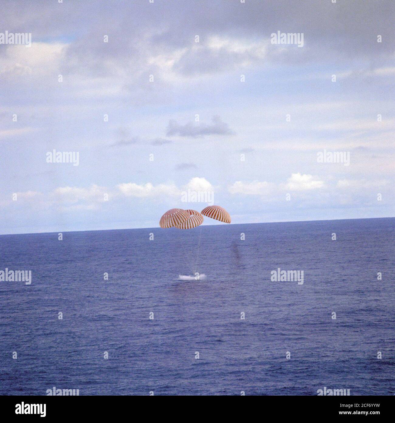 Apollo 13 launch 1970 hi-res stock photography and images - Alamy