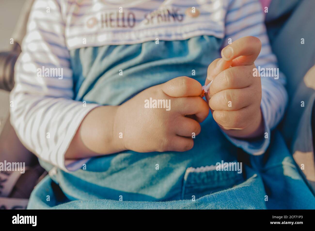Anonymous girl hi-res stock photography and images - Alamy