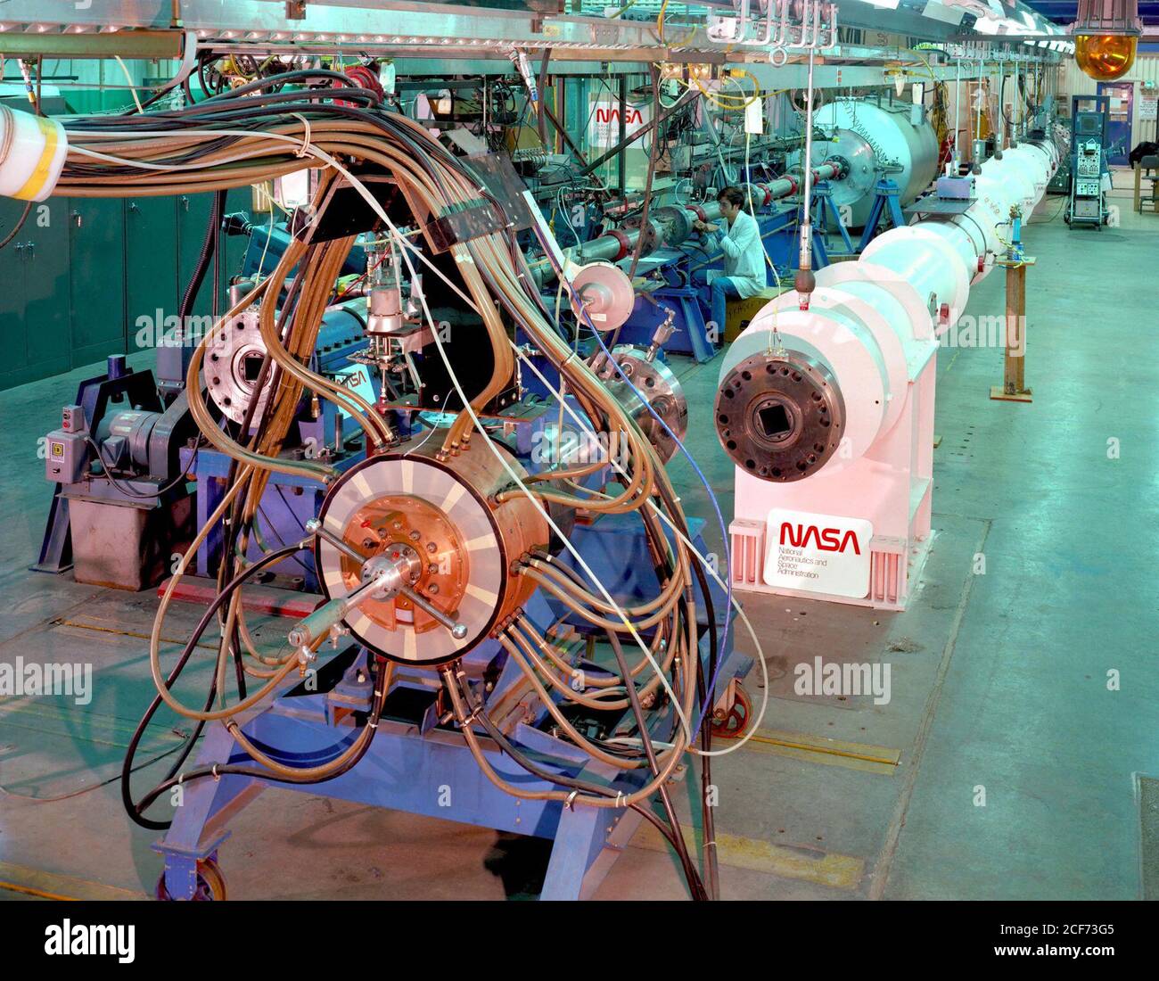 Shock tube hi-res stock photography and images - Alamy