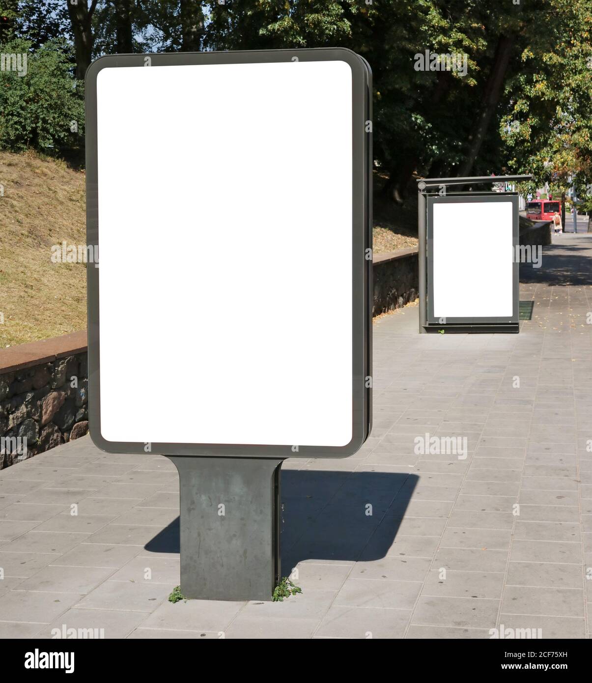 Blank billboards bus hi-res stock photography and images - Alamy