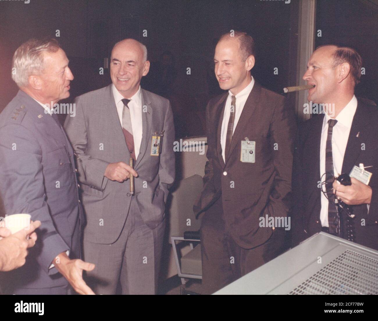 Gemini ix astronaut hi-res stock photography and images - Alamy