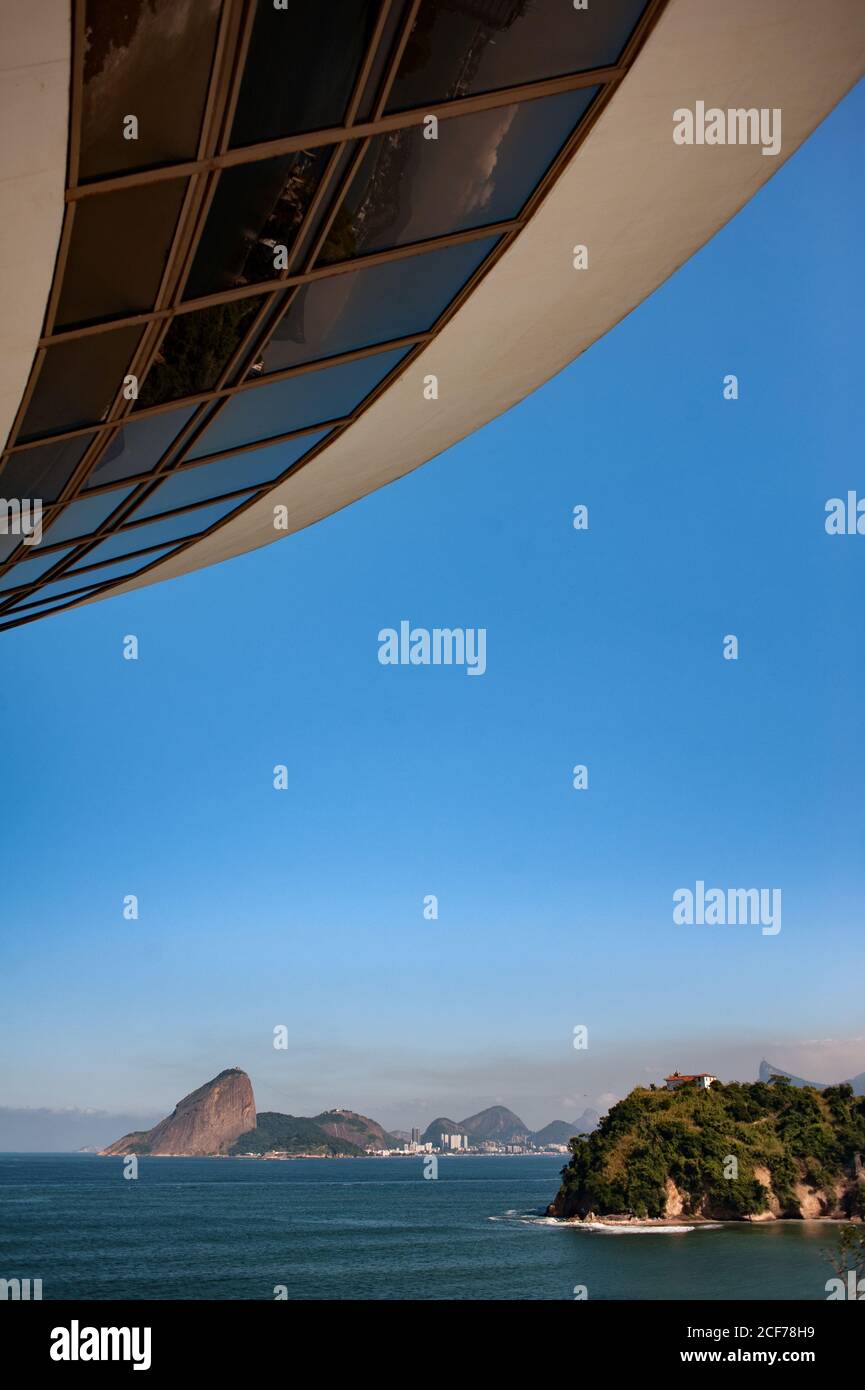 Brazil cliff beach hi-res stock photography and images - Alamy