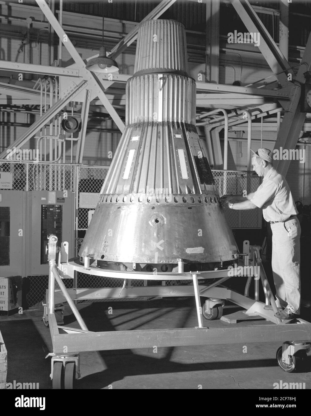 Project mercury capsule hi-res stock photography and images - Alamy
