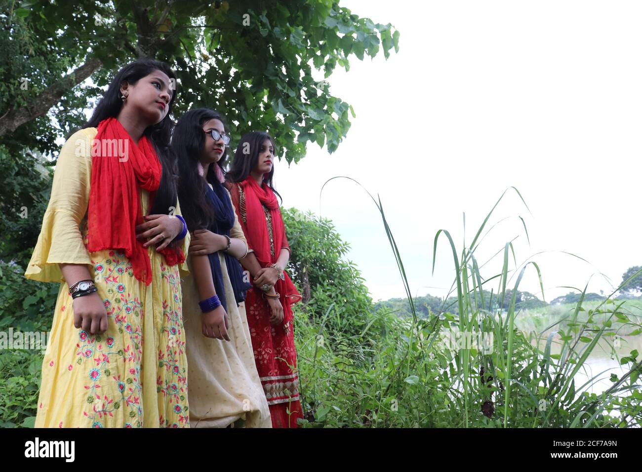 Girls adventure hi-res stock photography and images - Alamy