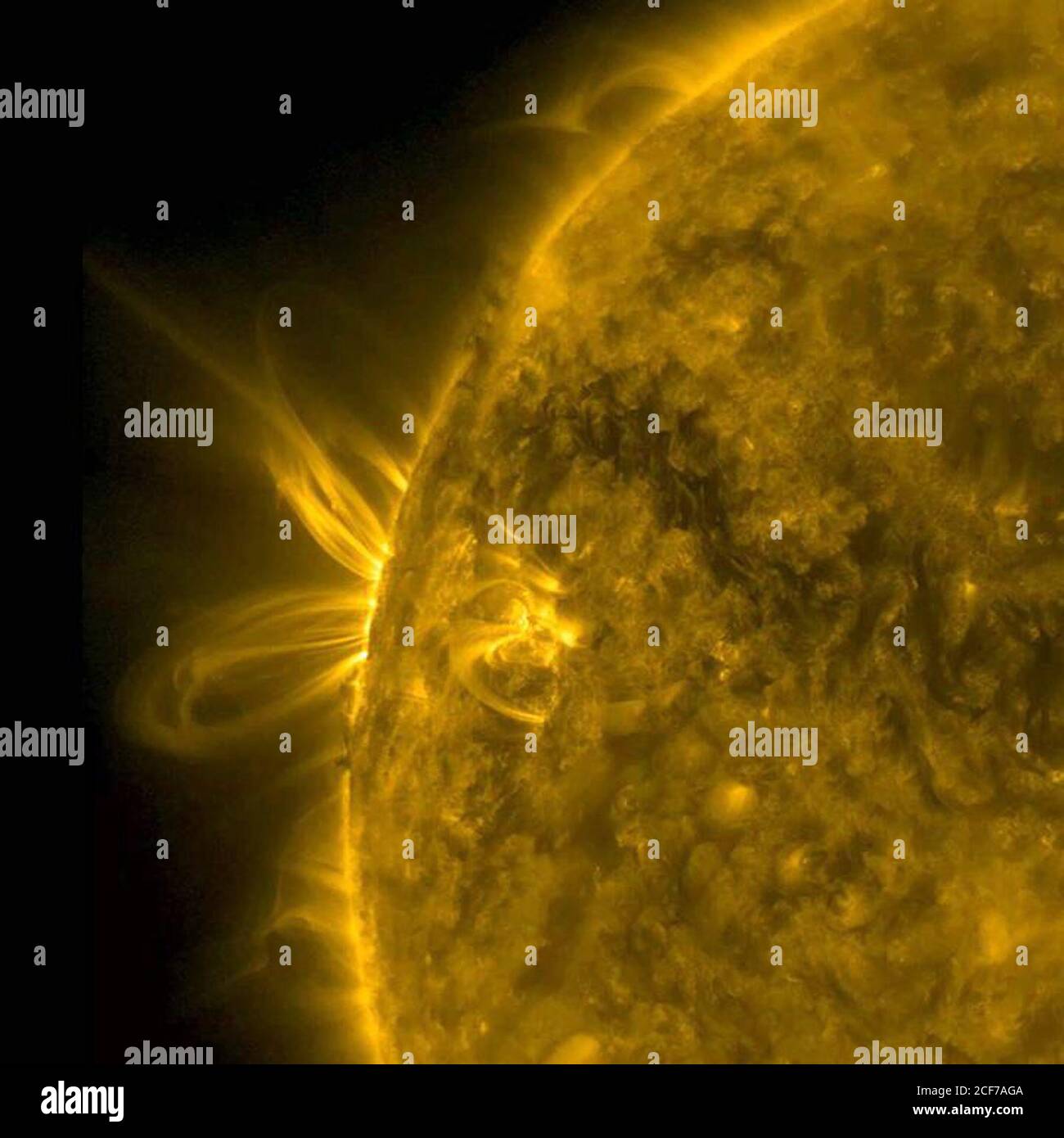 Several loops hi-res stock photography and images - Alamy