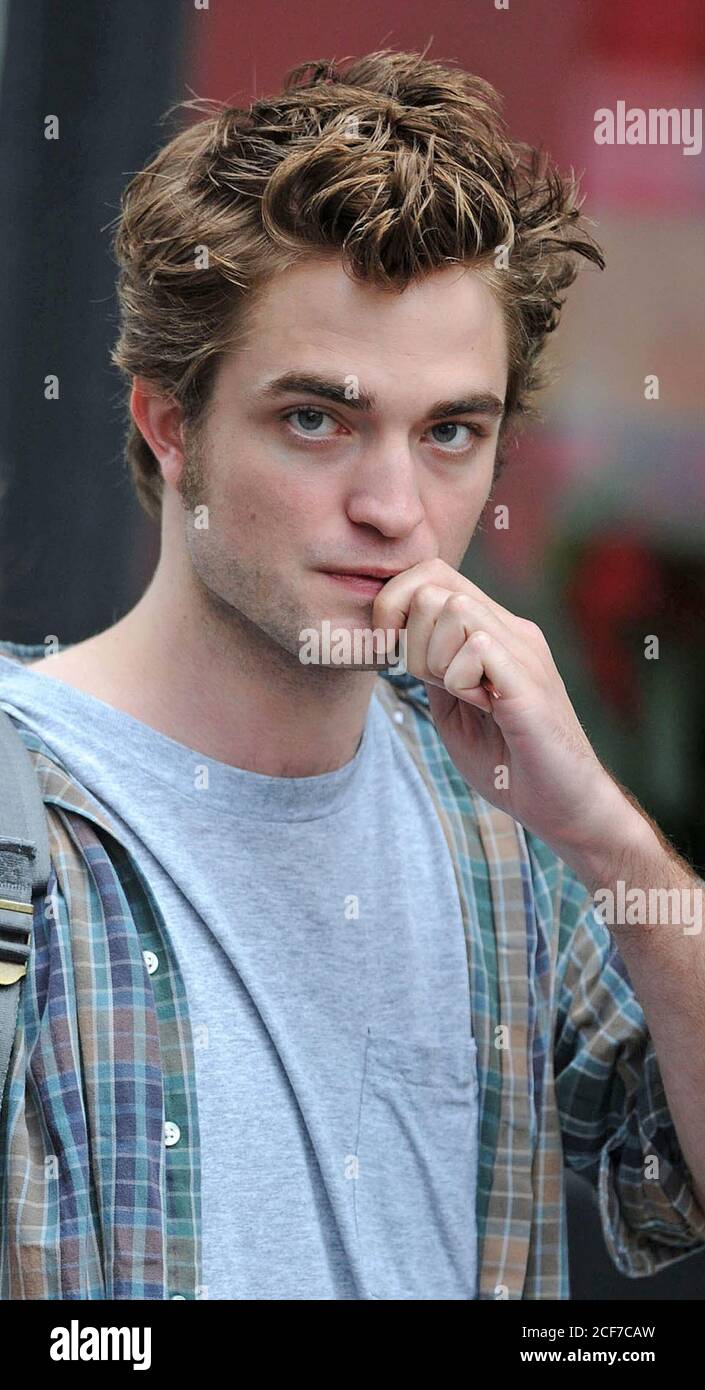 Remember Me Robert Pattinson Library