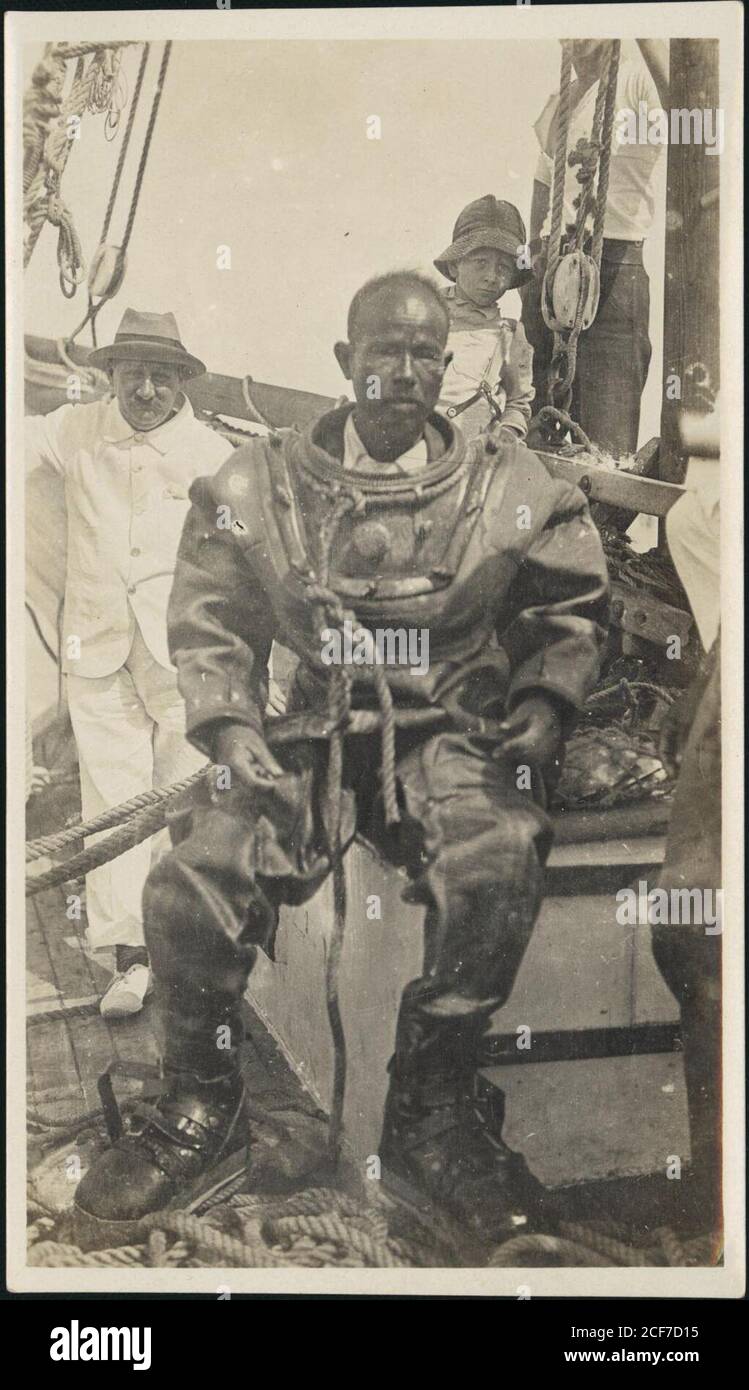 Pearl Diver High Resolution Stock Photography and Images - Alamy