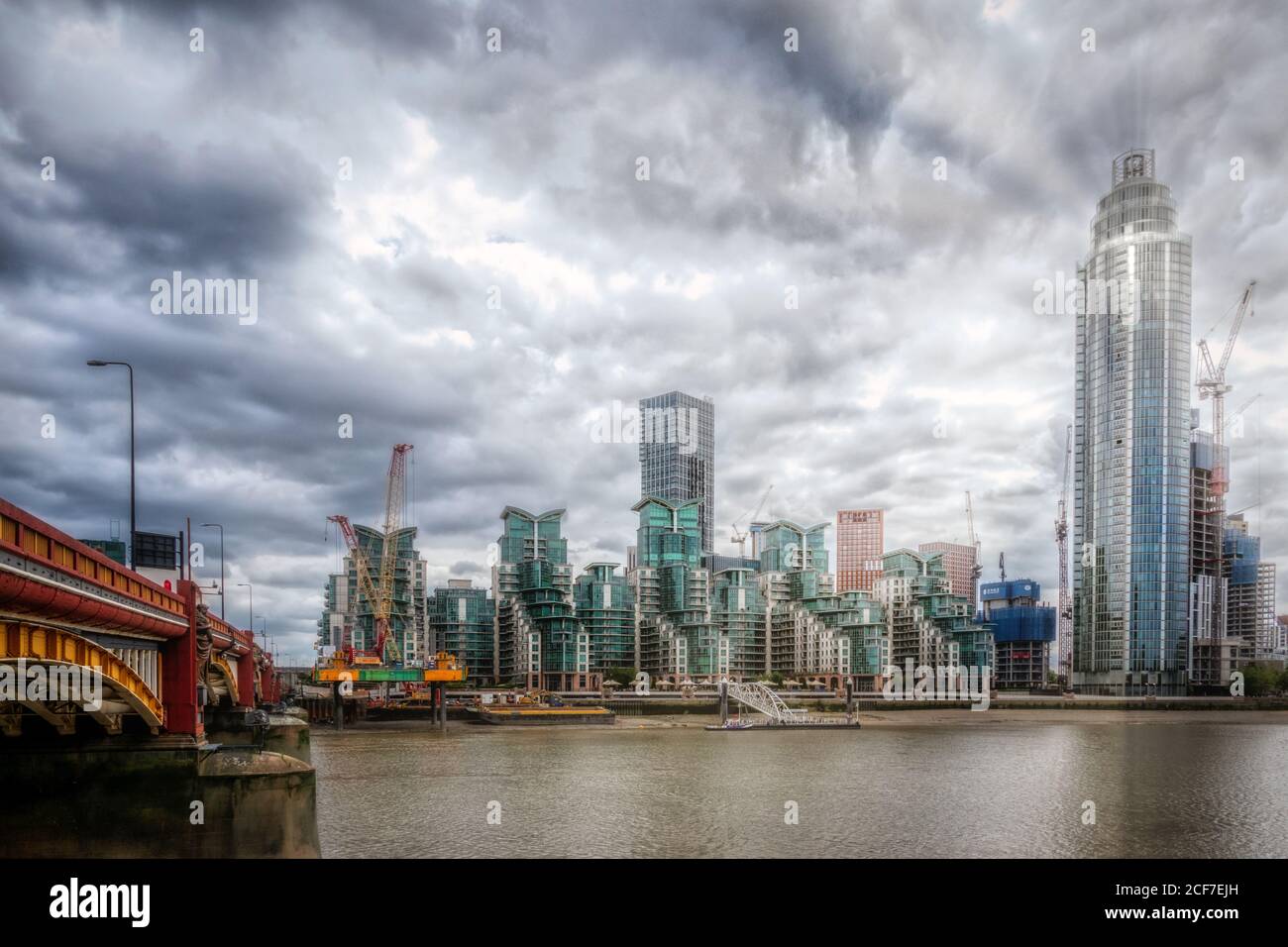 Nine elms development tower hi-res stock photography and images - Alamy
