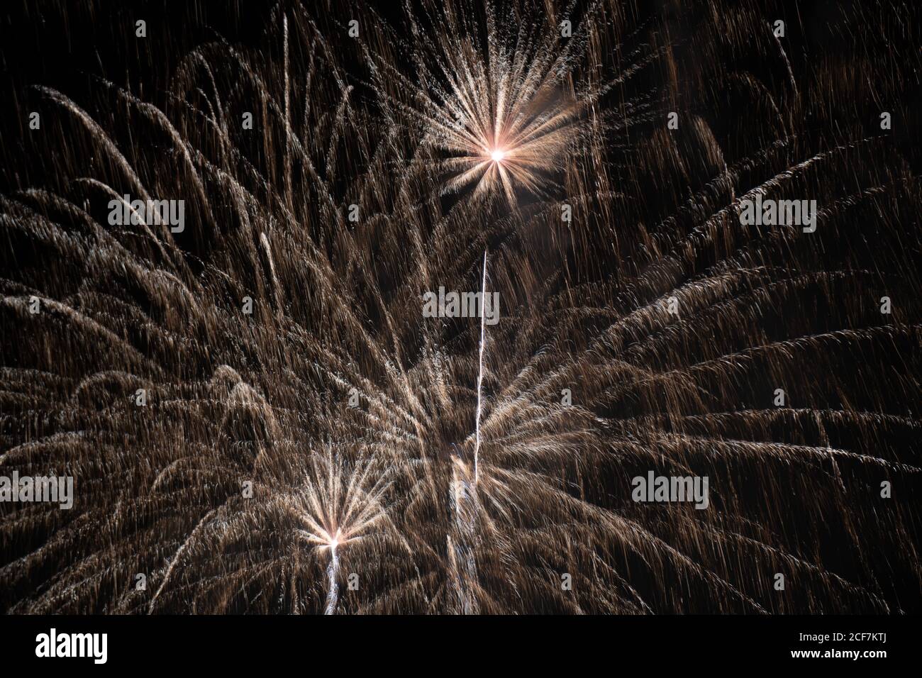 Bright fireworks hi-res stock photography and images - Alamy
