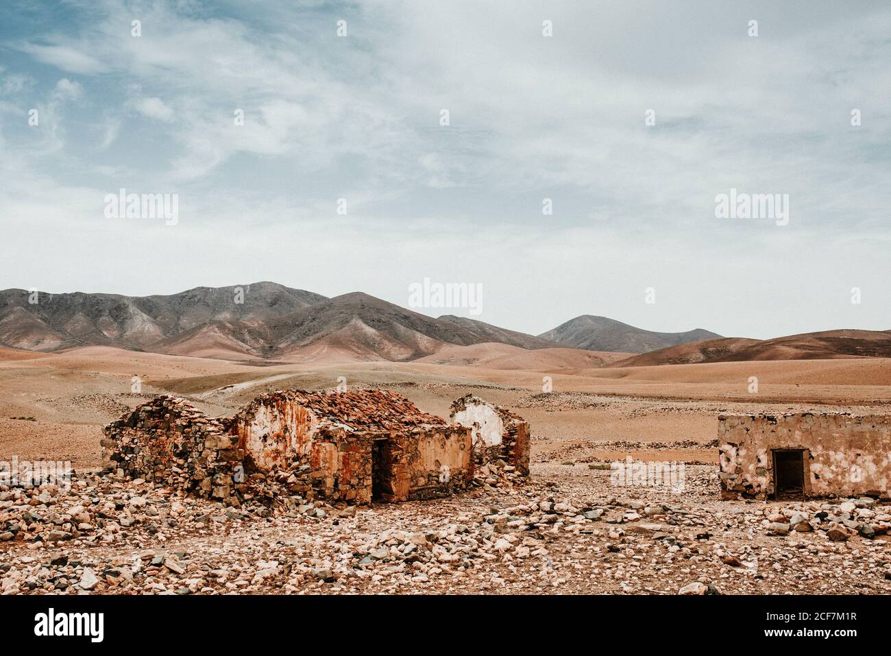 Abandoned Building In Desert High Resolution Stock Photography and ...