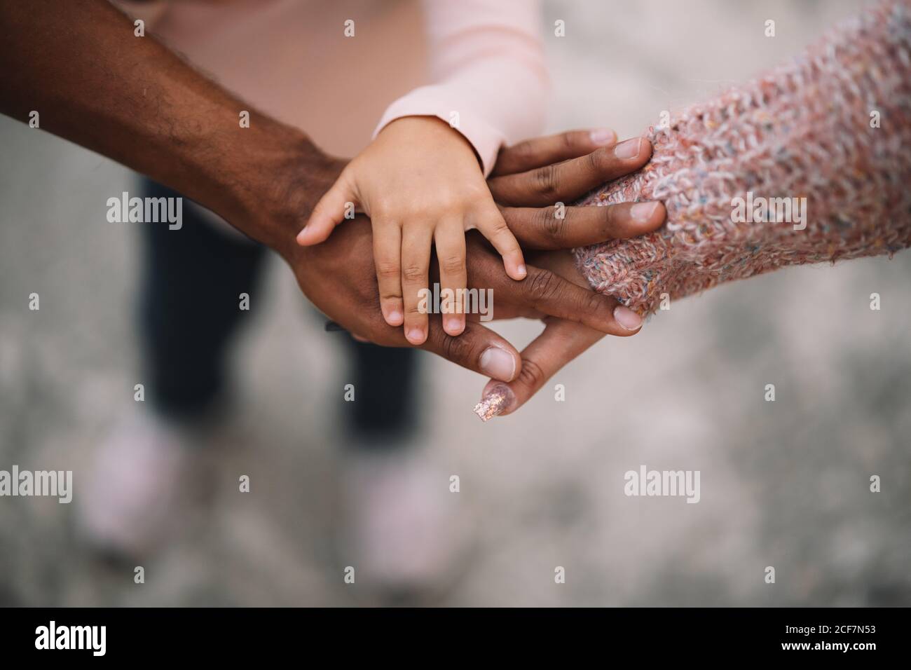 Faceless child hi-res stock photography and images - Alamy