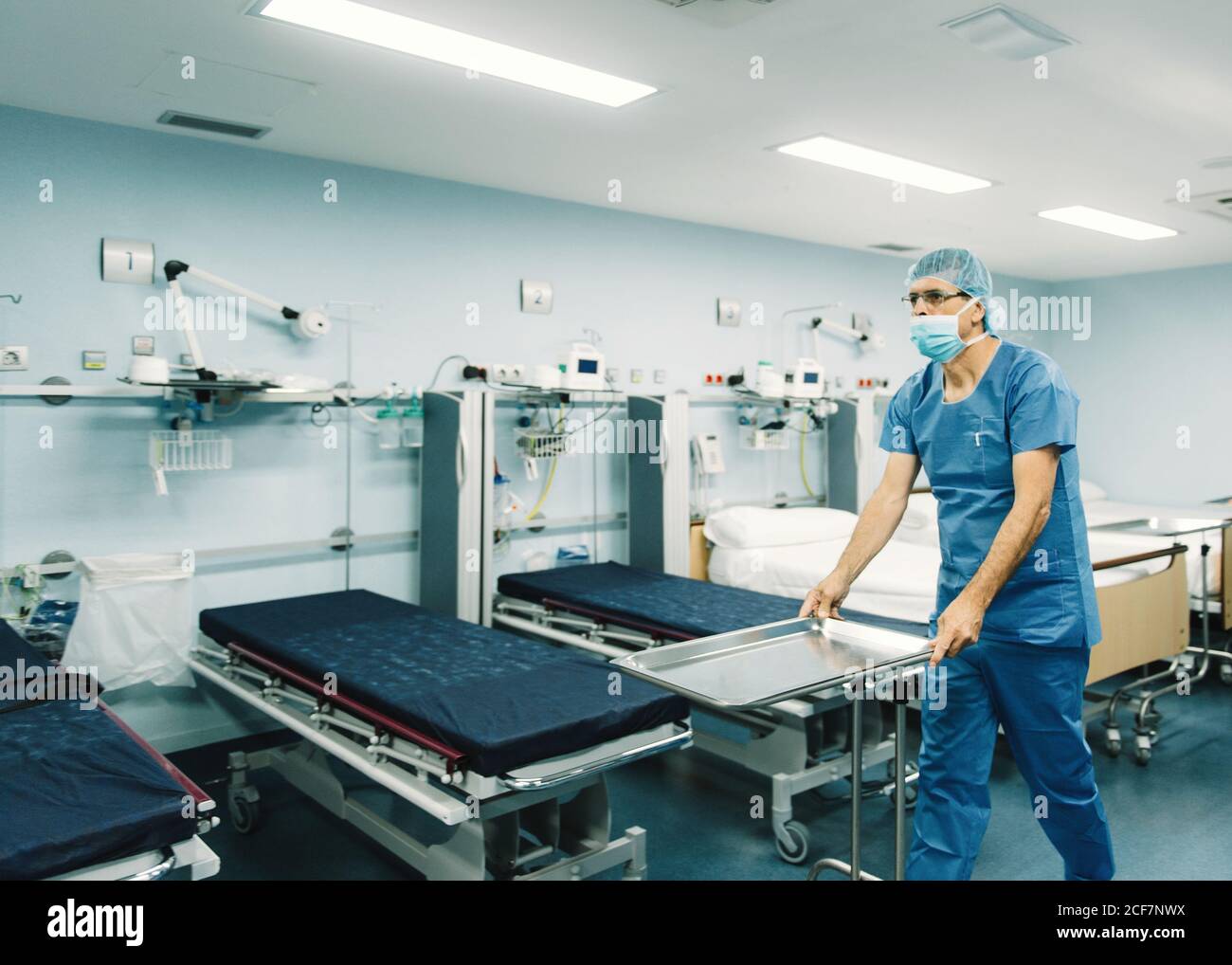Hospital trolley bed hi-res stock photography and images - Alamy
