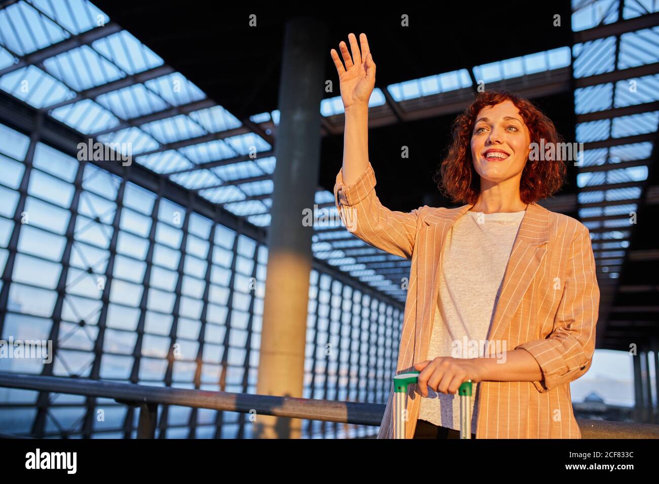 Hand waving goodbye hi-res stock photography and images - Alamy