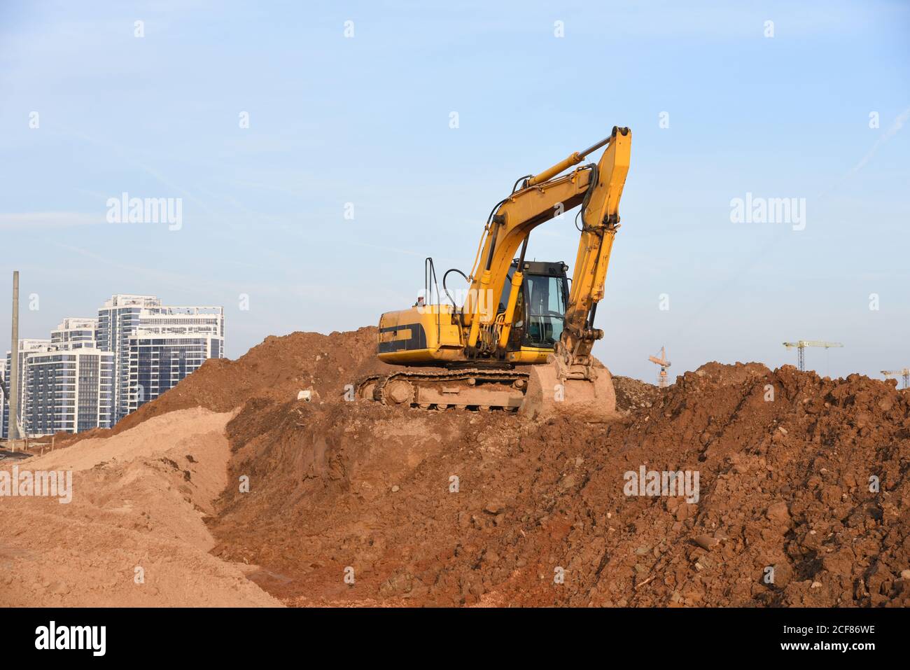 Demolition ground works on construction hi-res stock photography and ...