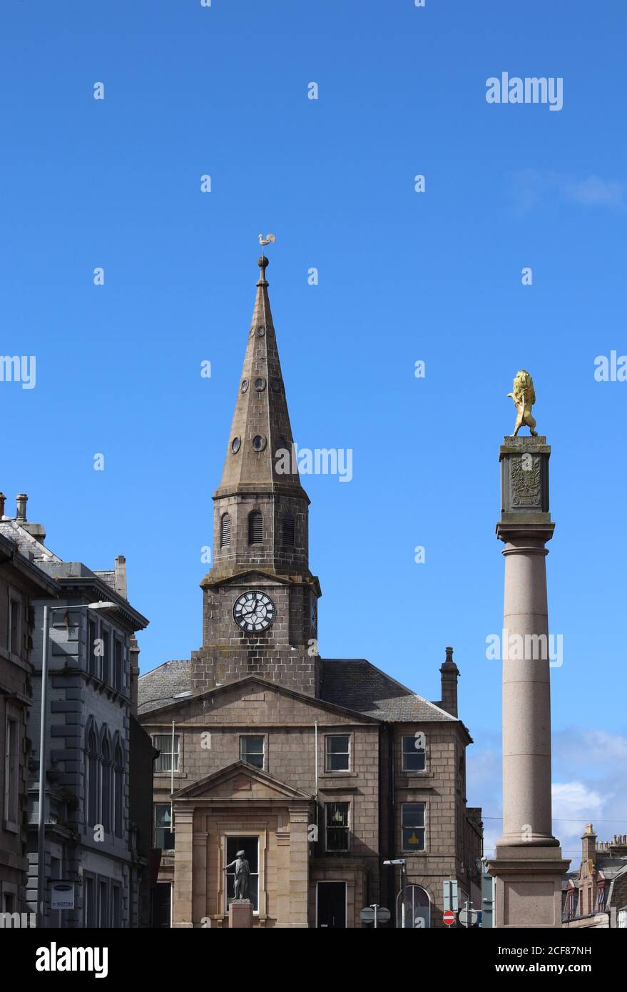 Monuments in Broad Street, Peterhead Stock Photo - Alamy