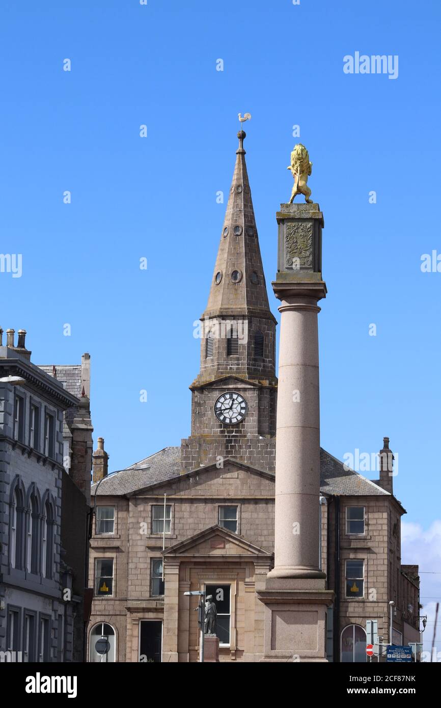 Monuments in Broad Street, Peterhead Stock Photo - Alamy
