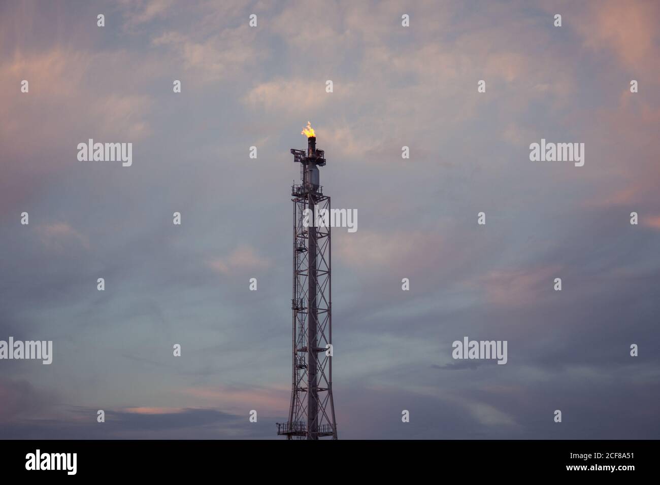 Gas flare flame stack hi-res stock photography and images - Alamy