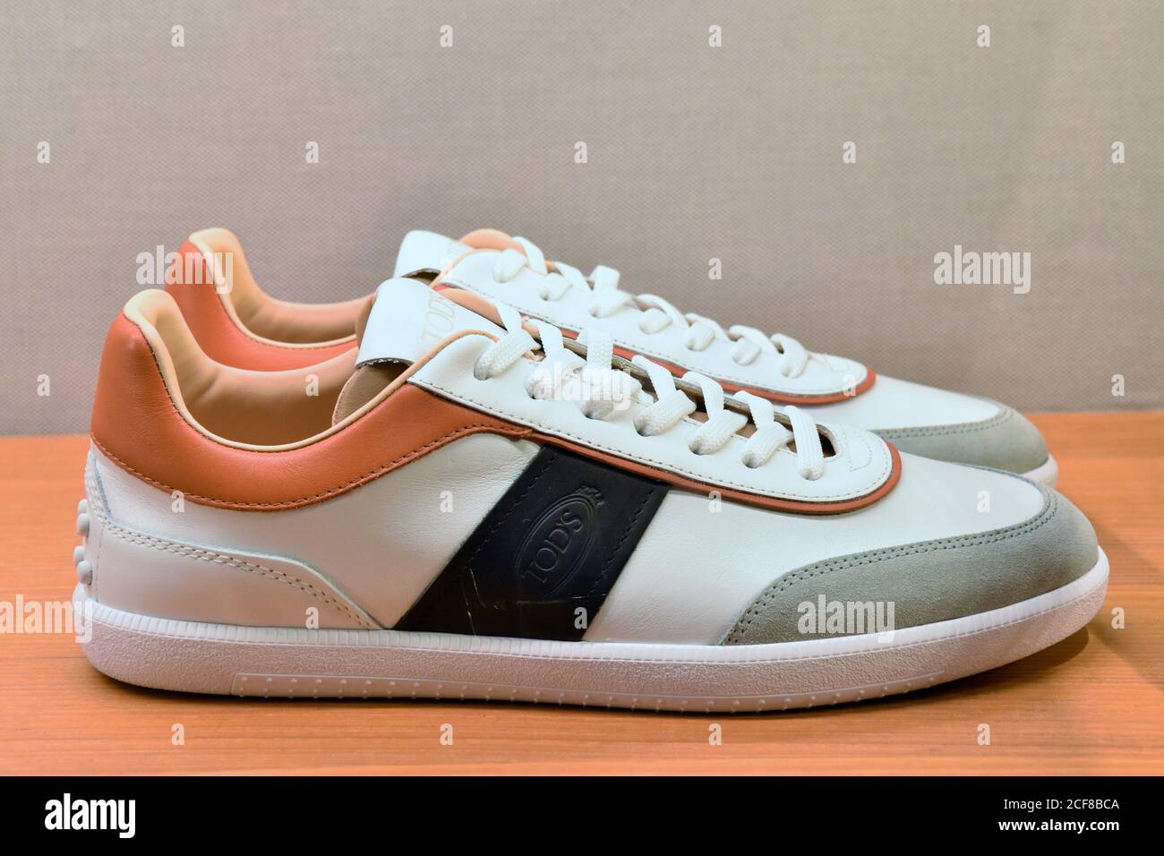SHOES ON DISPLAY AT TOD'S BOUTIQUE IN CONDOTTI STREET Stock Photo - Alamy