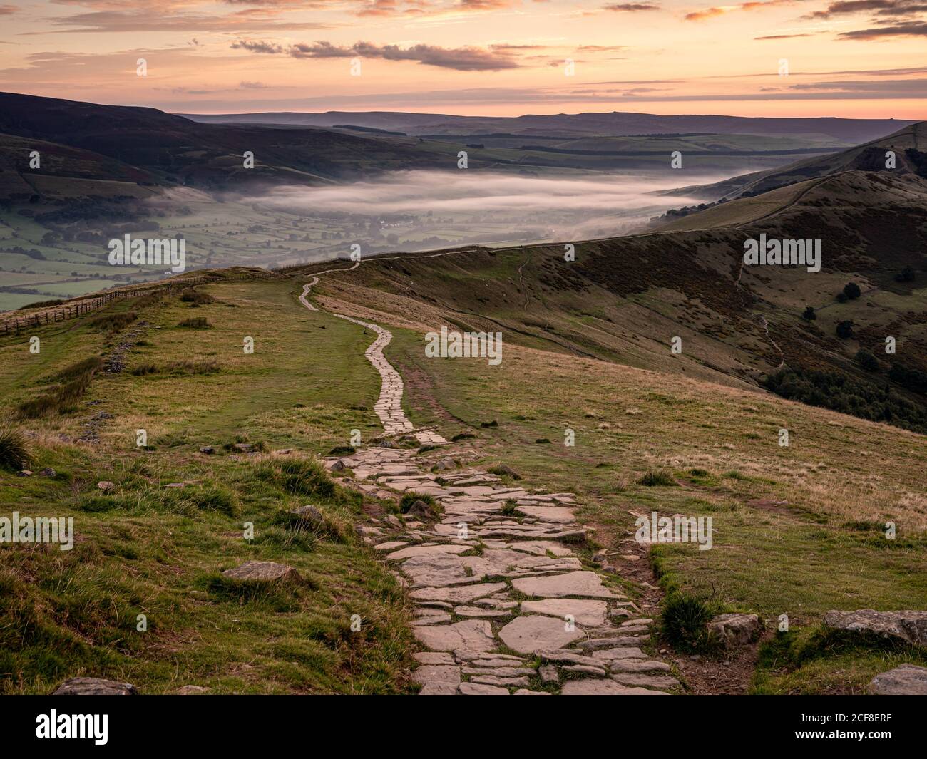 Mam Tor Peak District Great Ridge Stock Photo - Alamy