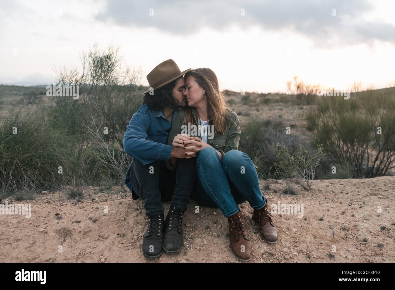 Ground hugging hi-res stock photography and images - Alamy