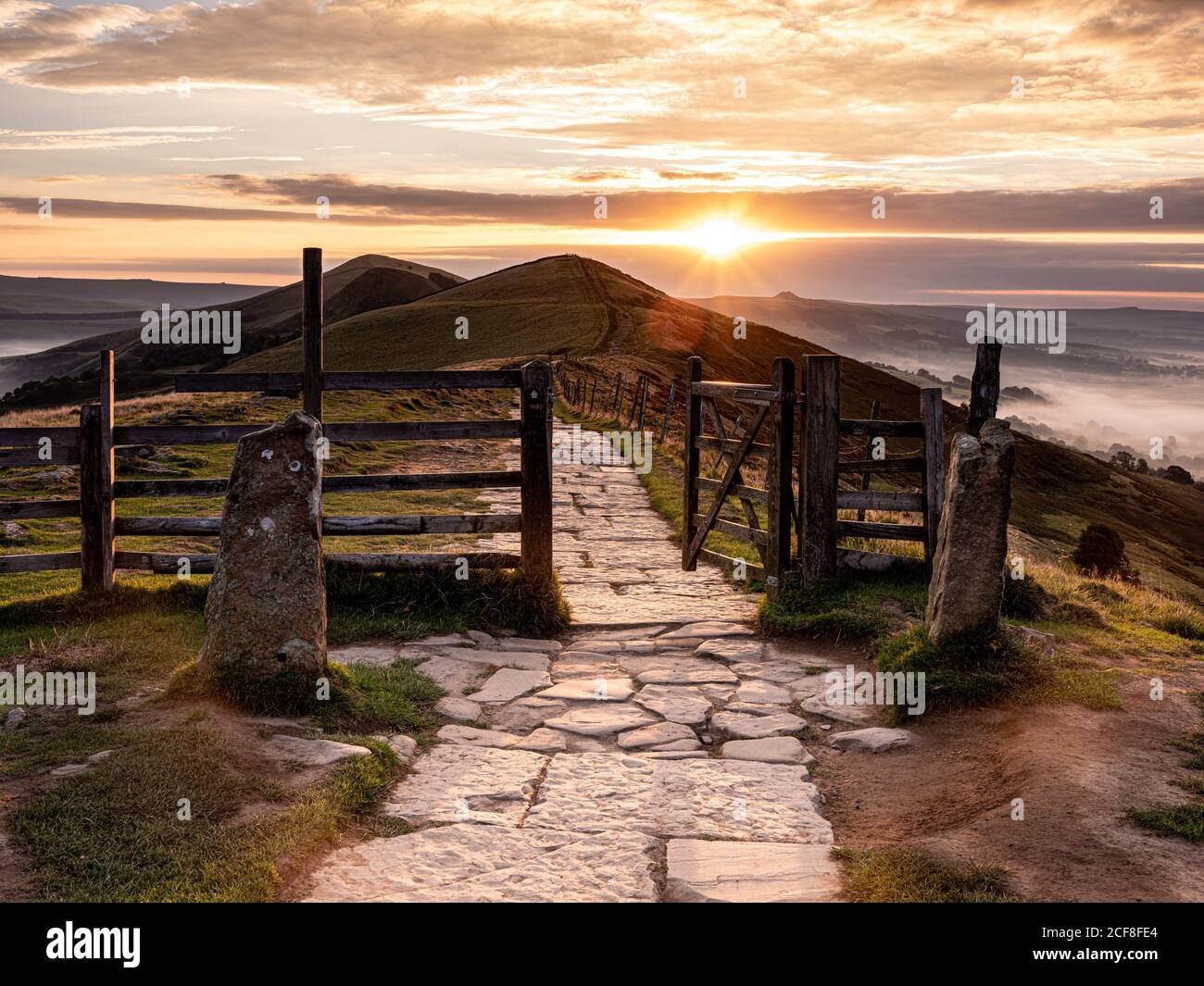 Mam Tor Peak District Great Ridge Stock Photo - Alamy