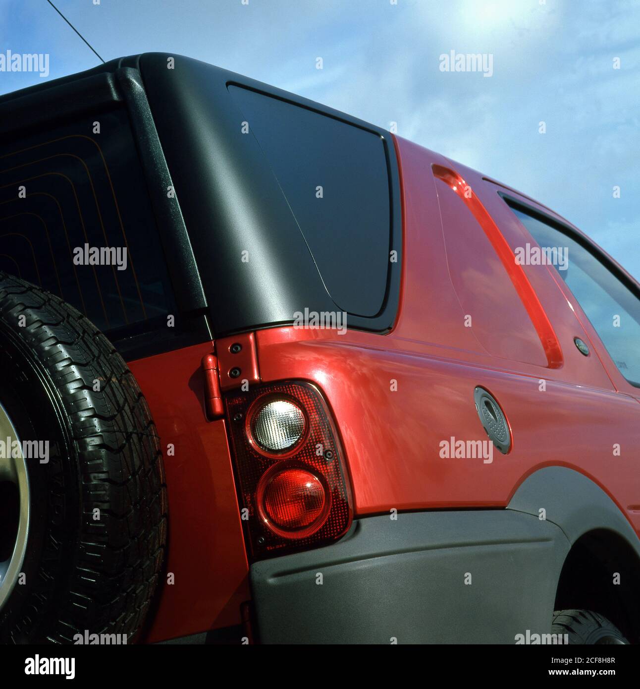 Freelander commercial 2000 hi-res stock photography and images - Alamy