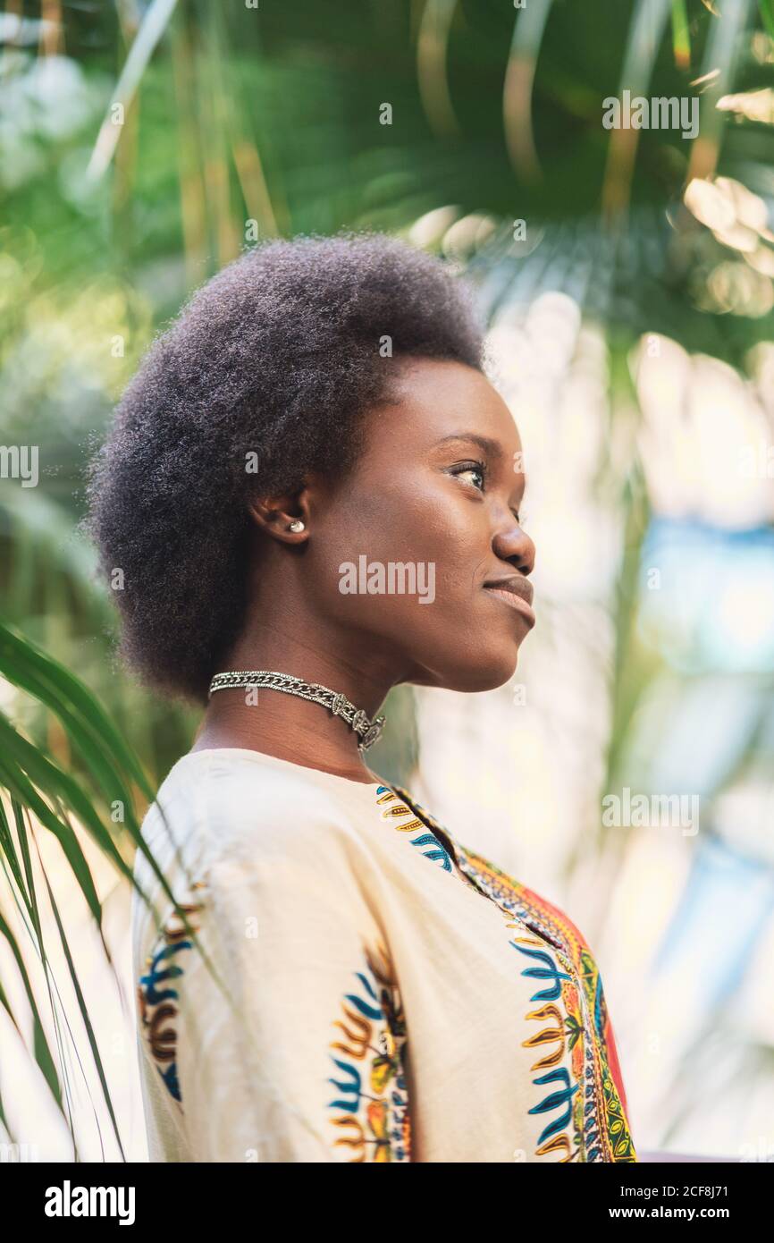 African lady hi-res stock photography and images - Alamy