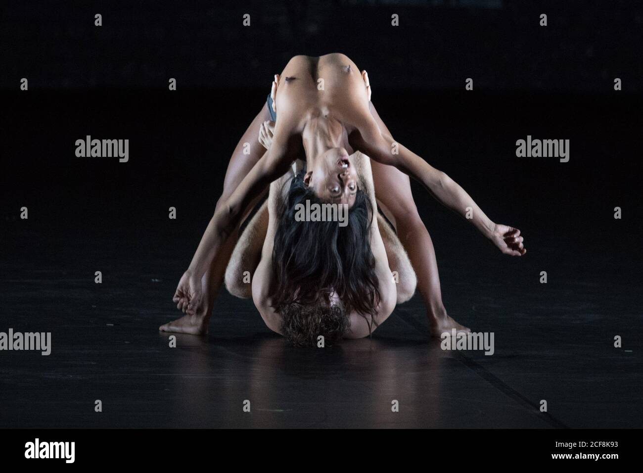 Berlin, Germany. 02nd Sep, 2020. The dancers Dana Pajarillaga and Lukas Malkowski show the dance ...