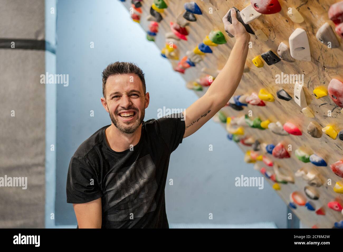 Modern climber hi-res stock photography and images - Alamy
