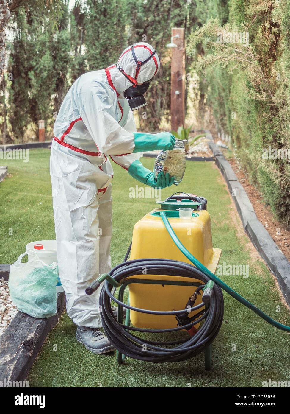 Pest mask hi-res stock photography and images - Alamy