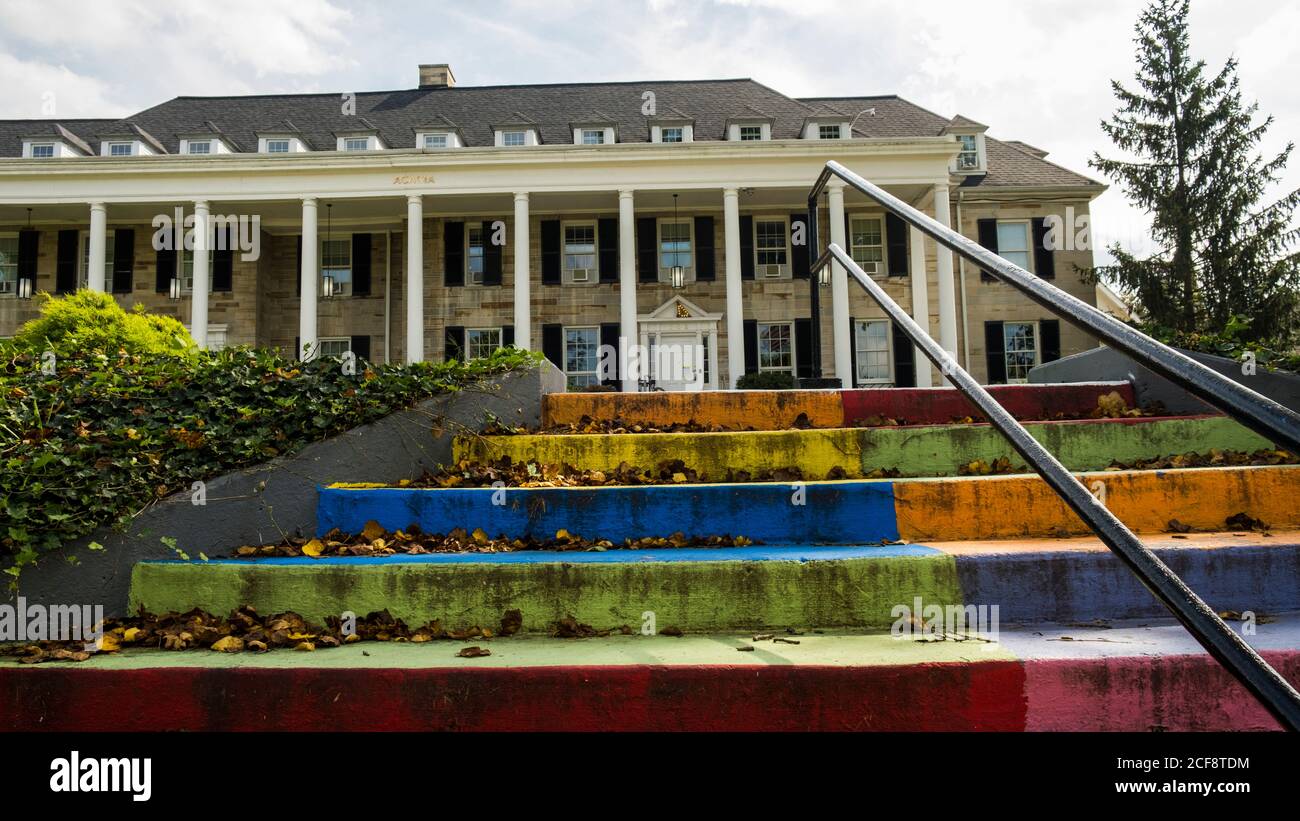 Fraternity house indiana hi-res stock photography and images - Alamy